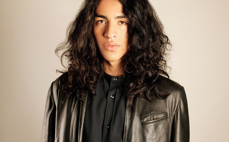 'Vengo de Frente' el debut de MATEO « ||| Revista Bombea