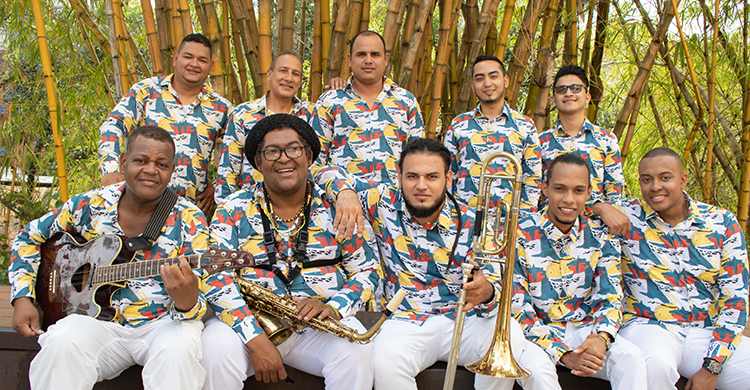 "La flor de los lindos campos" lo más reciente de Manyoma Brothers ...