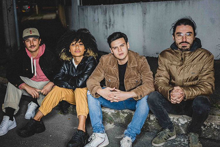 'Tu Silencio Otorgó': La Mano de Parisi « ||| Revista Bombea