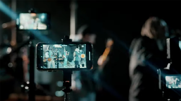 La Mano de Parisi presenta 'Quiero Entender' « ||| Revista Bombea