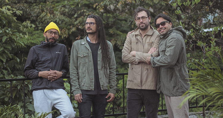 Delio presenta 'El Nacimiento del Sol' « ||| Revista Bombea